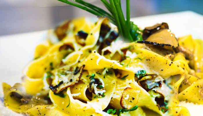 Tramonto – Restaurant – Book bord med Early Bird her!